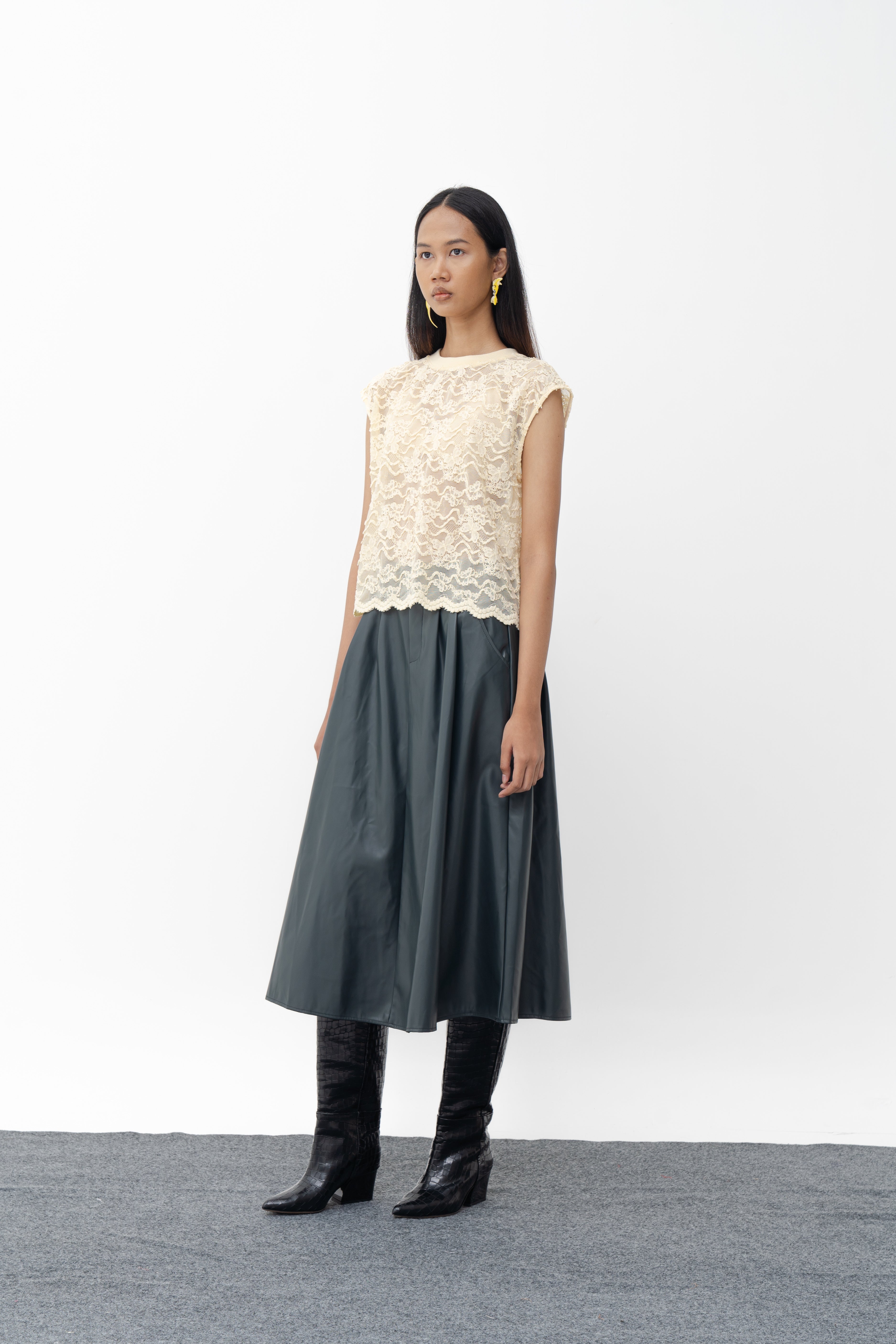 Ethereal Sarah Top – 3MONGKIS