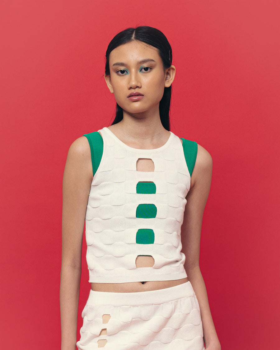 TOPS – Page 12 – 3MONGKIS